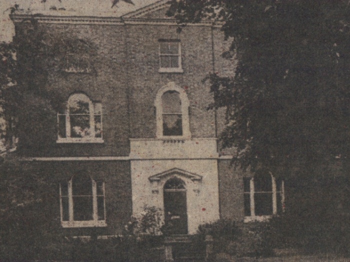 Tarvin Online - Tarvin History Revealed - Tarvin Hall for Sale!